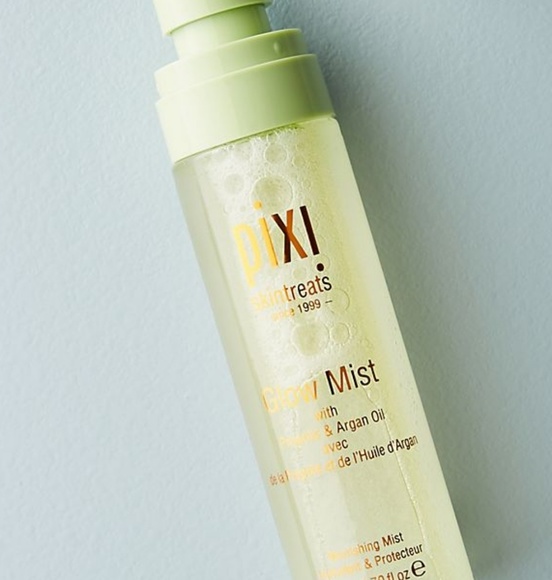 Pixie Skintreats | Makeup | Pixie Glow Mist Makeup Settingrefreshing ...